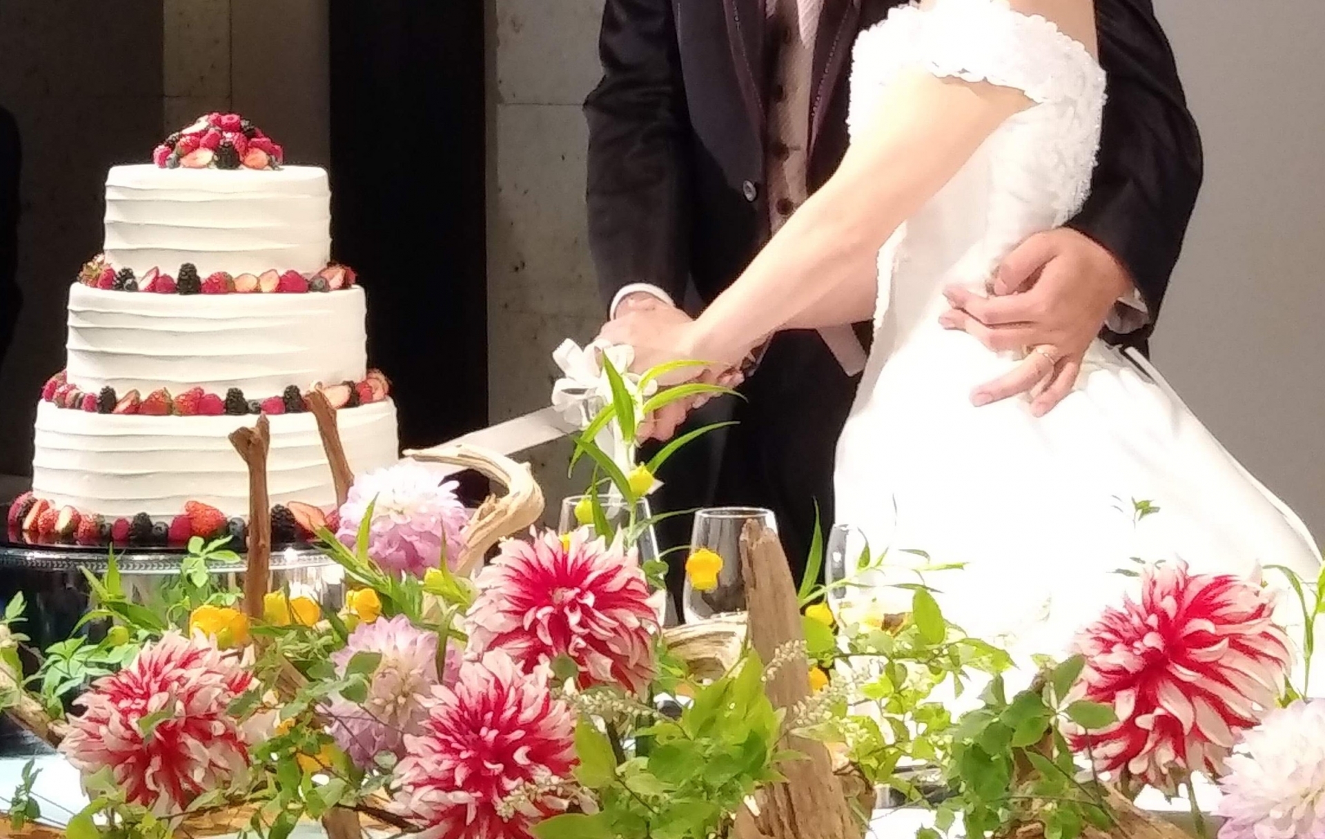 家族が感動！結婚式で感謝を伝えるサプライズ演出実例集